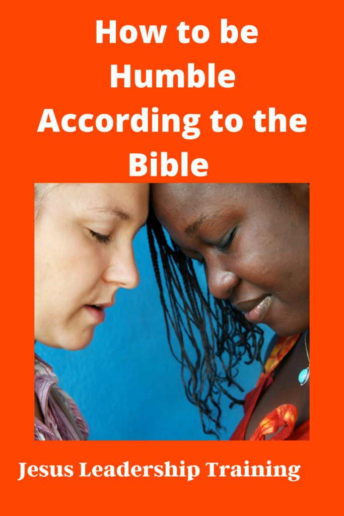 How to be Humble According to the Bible ( 5 Ways)